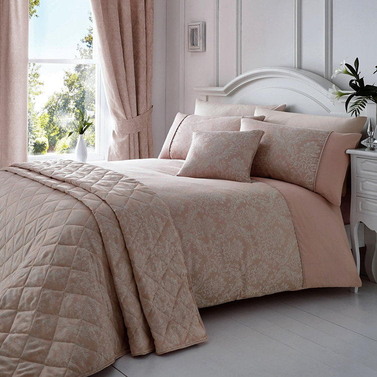 Damask bedding store